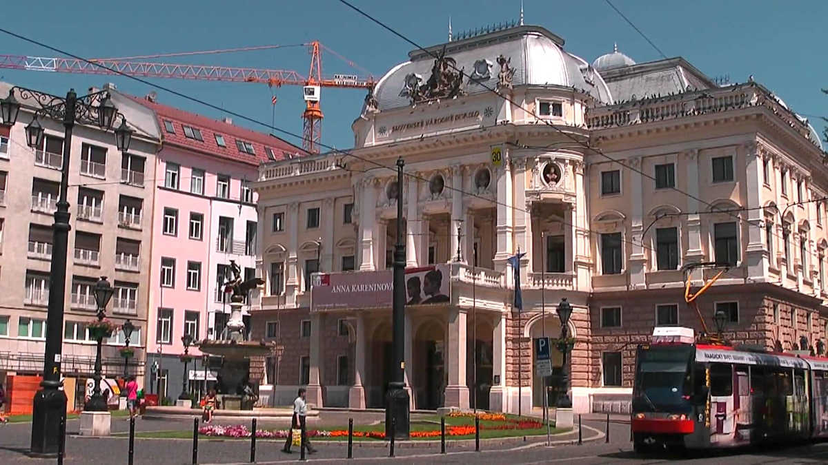 Cheap Flights From North Male Atoll To Bratislava From | MLE - BTS | ao ...